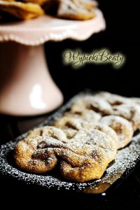 Gusz-e fil, czyli słoniowe uszy - przepis - Wypieki Beaty