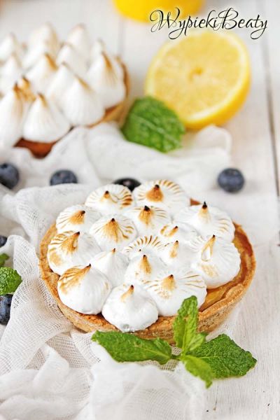 Tarta cytrynowa z bezą - przepis - Wypieki Beaty