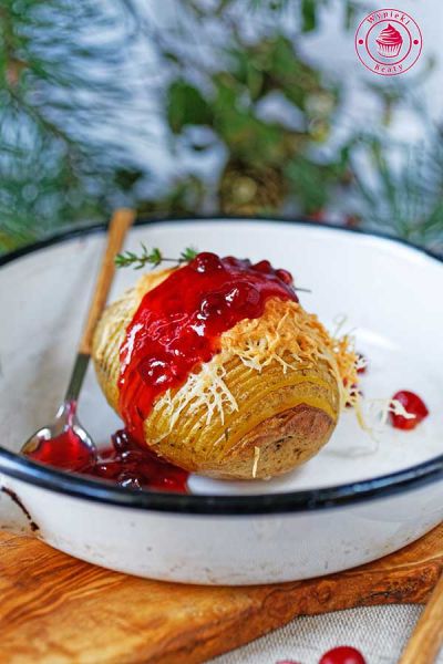 Kartofle hasselback po góralsku - przepis - Wypieki Beaty