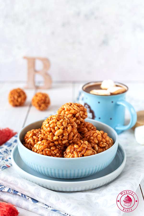 Szyszki z ryżu preparowanego - Prosta przekąska na lato