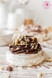 Przepis na bezy rocher - przepis - Wypieki Beaty