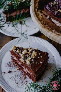 Czekoladowe ciasto rocher - przepis - Wypieki Beaty