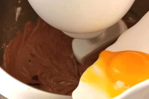 Czekoladowe ciasto ze śliwkami - przepis - Wypieki Beaty