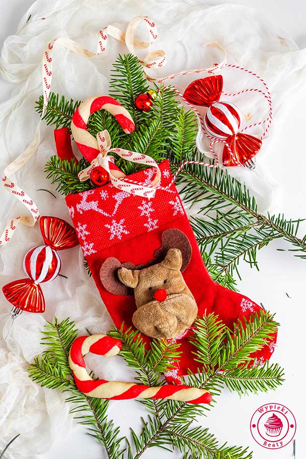 Ciasteczka cukrowe laski - przepis - Wypieki Beaty