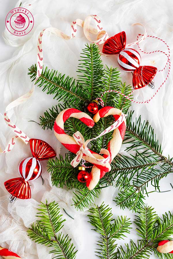 Ciasteczka cukrowe laski - przepis - Wypieki Beaty