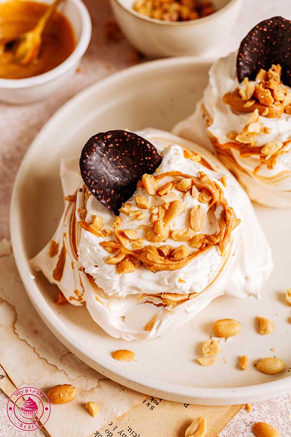 Bezy peanut butter - przepis - Wypieki Beaty